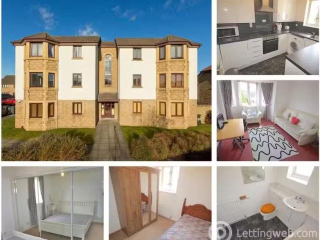 Property to rent in Gogarloch Syke, South Gyle, Edinburgh, EH1.