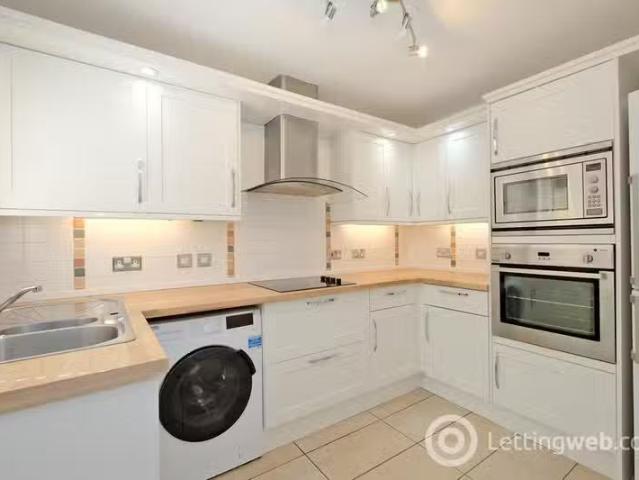 Property to rent in Great Northern Road, Aberdeen