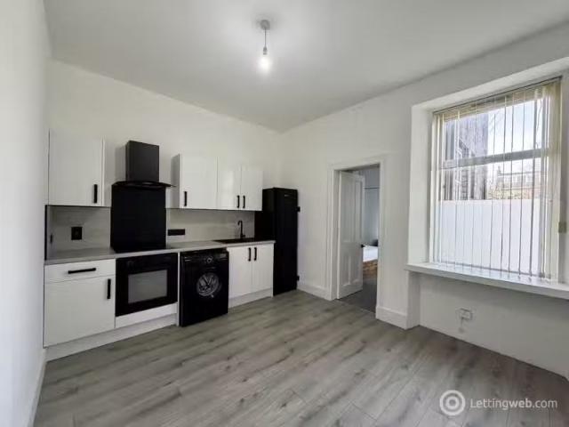 Property to rent in Ground Floor Left, 274 Union Grove, Aberde.