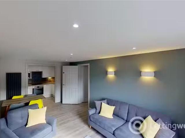 Property to rent in Grove Street, Edinburgh, EH3