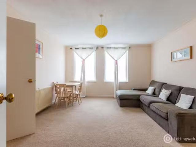 Property to rent in Haddon's Court, Edinburgh, EH8