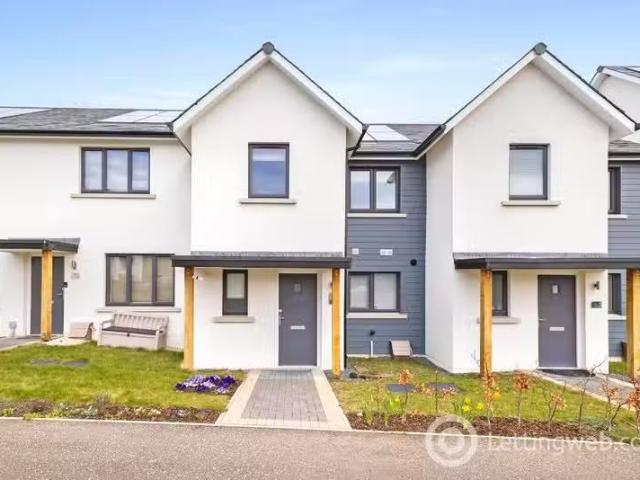 Property to rent in Haining Park, Loanhead, EH20 9FL