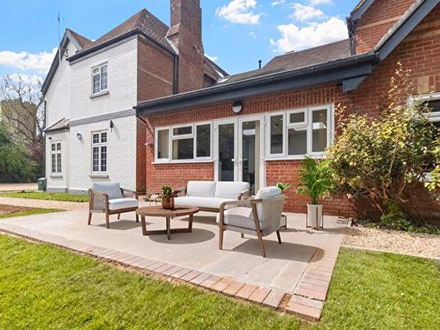 Property To Rent In Hanmer Road, Next To St Thomas Church, Milton Keynes, MK6