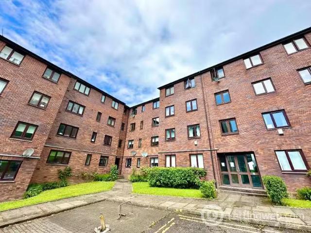 Property to rent in Hanover Court, Townhead, Glasgow, G1 2BG