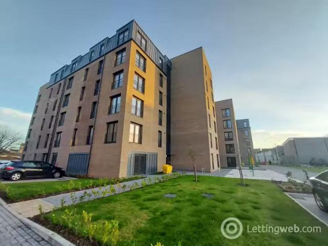 Property to rent in Harris Drive, Aberdeen, AB24 2AF