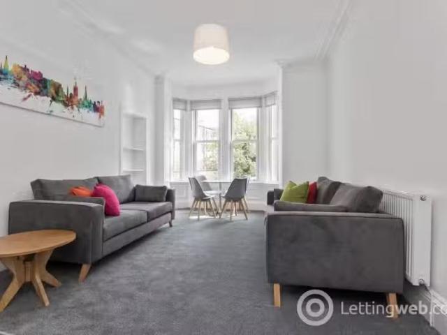 Property to rent in Harrison Gardens, Edinburgh, EH11