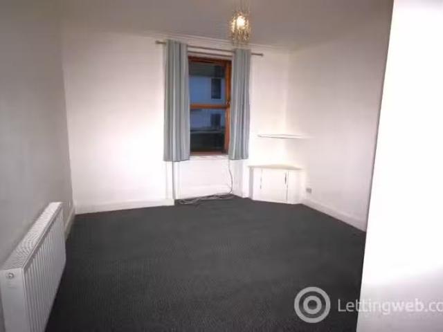 Property to rent in High Street, Arbroath, DD11 1AW