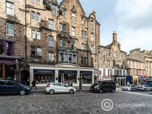 Property to rent in High Street, Bailie Fyfes Close, Old Town.