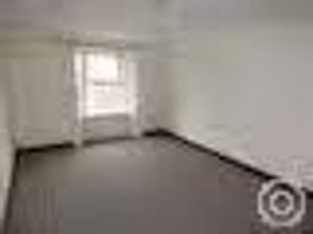 Property to rent in High Street