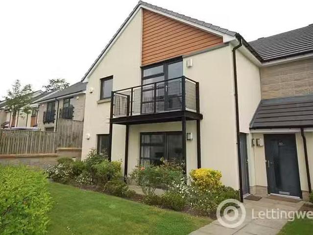 Property to rent in Hilton Avenue, City Centre, Aberdeen, AB24