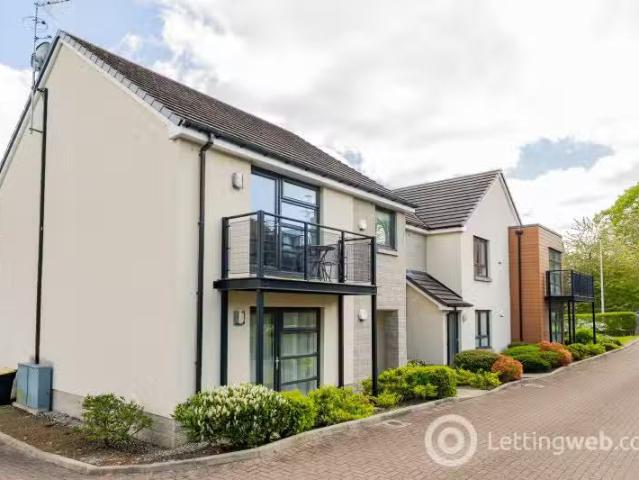 Property to rent in Hilton Avenue, Aberdeen, AB24