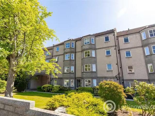 Property to rent in Holburn Street, First Floor, AB10