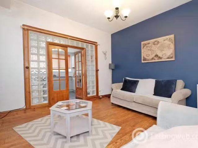Property to rent in Holburn Street, Ground Left, Aberdeen, AB10