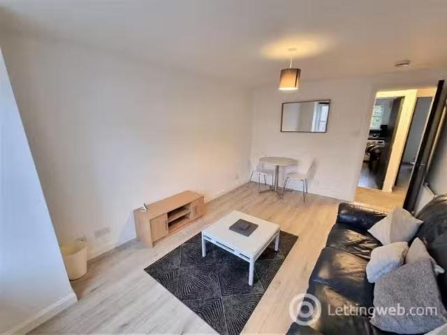 Property to rent in Holburn Street, Holburn, Aberdeen, AB10 7JQ