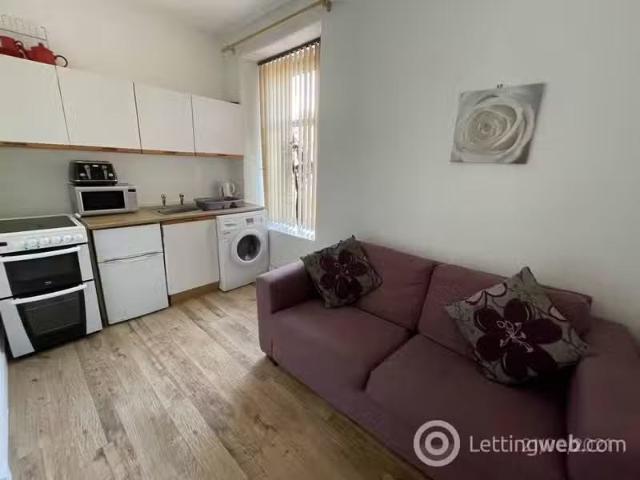 Property to rent in Holburn Road, Flat 4, First Floor First Le.