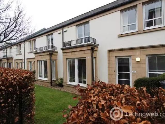 Property to rent in Hopetoun Street, New Town, Edinburgh, EH7.