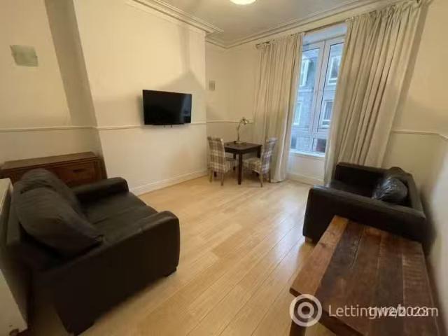Property to rent in Howburn Place, First Floor Left, Aberdeen.
