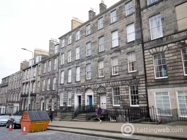 Property to rent in Howe Street, New Town, Edinburgh, EH3 6TE