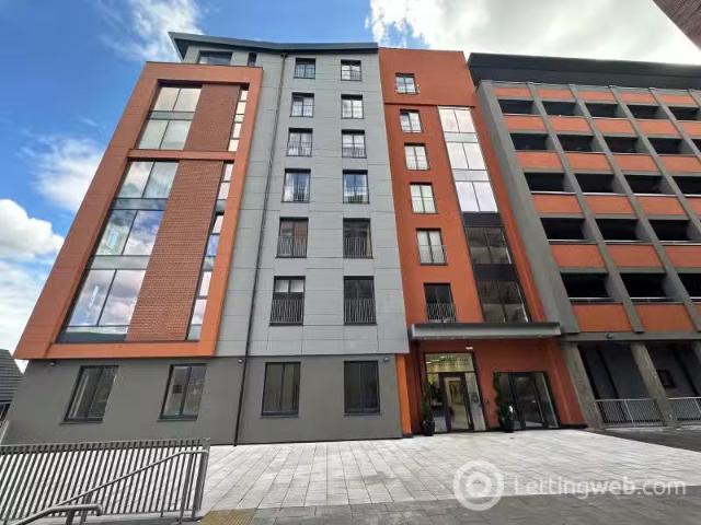 Property to rent in Inverlair Avenue, Glasgow, G43