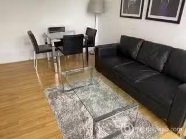 Property to rent in Justice Street, City Centre, Aberdeen, AB1.