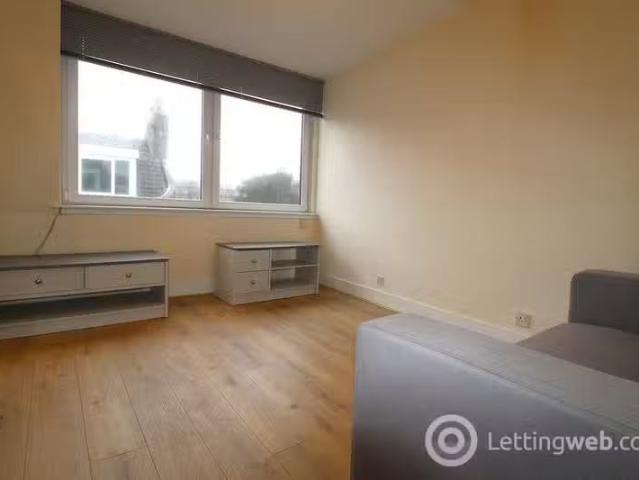 Property to rent in Jackson Terrace, Top Floor, AB24