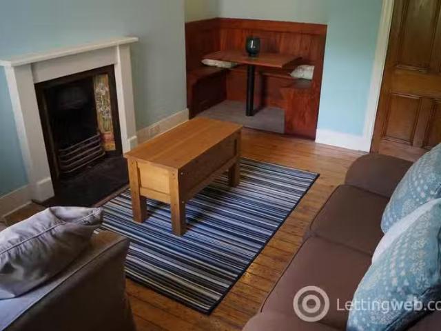 Property to rent in Jamaica Street, first floor left, AB25