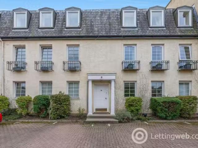 Property to rent in James Square, Caledonian Crescent, Dalry.