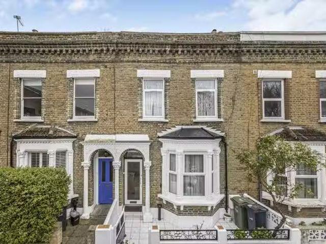 Property to rent in Kepler Road, Clapham SW4
