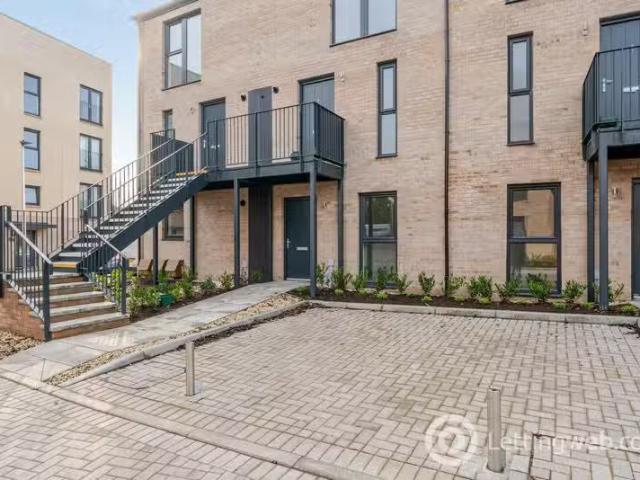 Property to rent in Kilpatrick Bow, Edinburgh, Midlothian, EH6