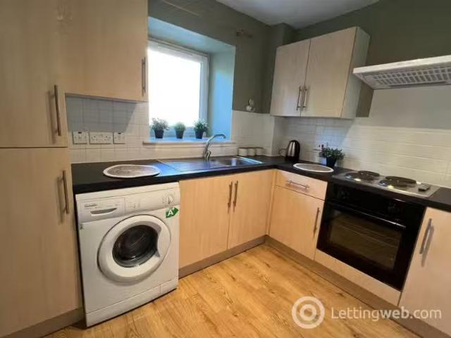 Property to rent in King Street, Aberdeen, AB24 1SD