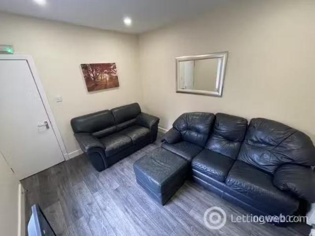 Property to rent in King Street, Aberdeen, AB24