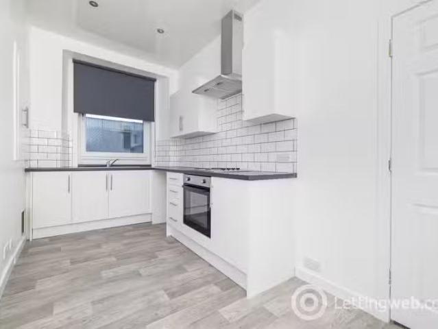 Property to rent in Lyon Street, Dundee