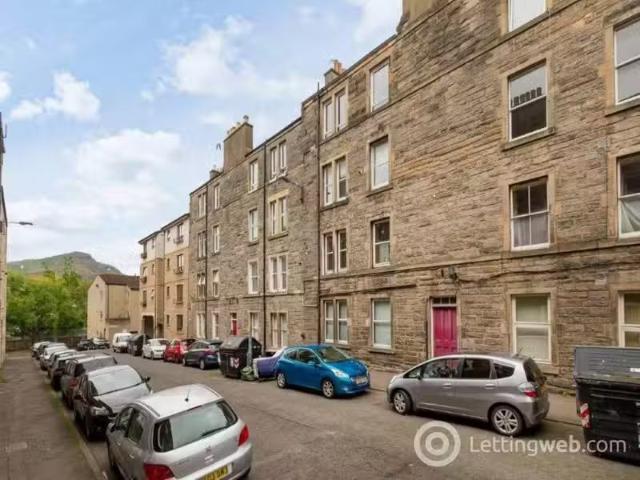 Property to rent in Lyne Street, Edinburgh