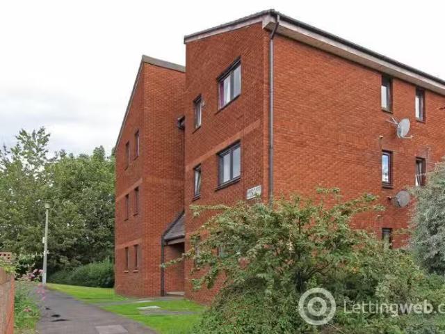 Property to rent in Laichpark Loan, Chesser, Edinburgh, EH14 1UH