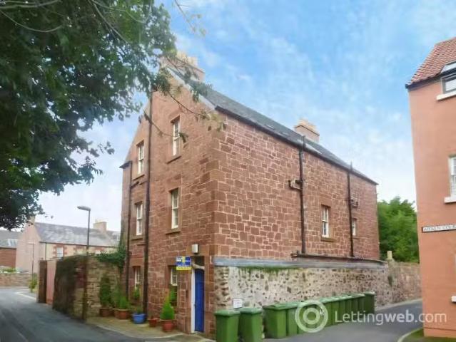 Property to rent in Lawson Place, Dunbar, East Lothian, EH42
