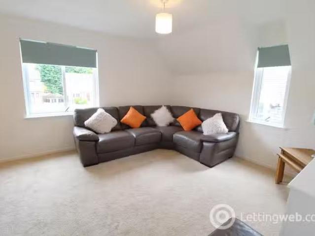 Property to rent in Laurel Avenue, Top Floor, AB22