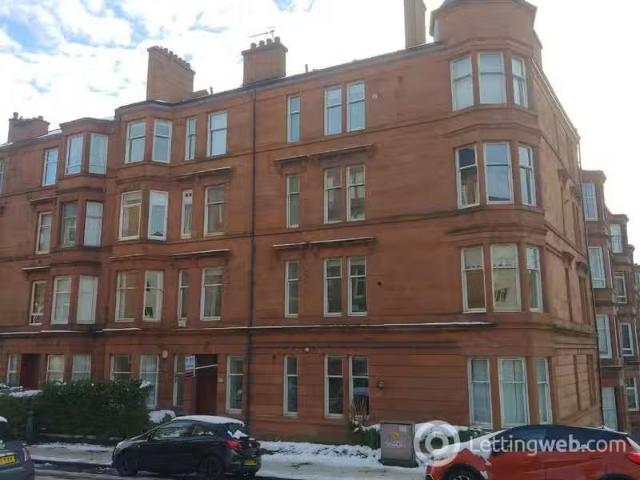 Property to rent in Laurel Street, Thornwood, Glasgow, G11
