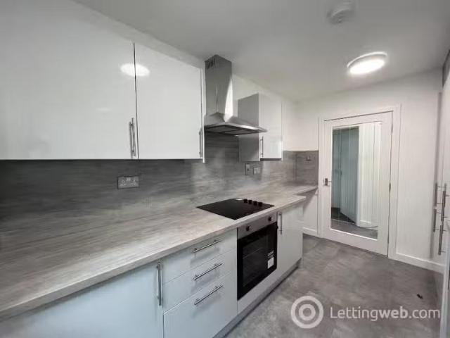 Property to rent in Leith Walk, Dundee, DD2 4JP