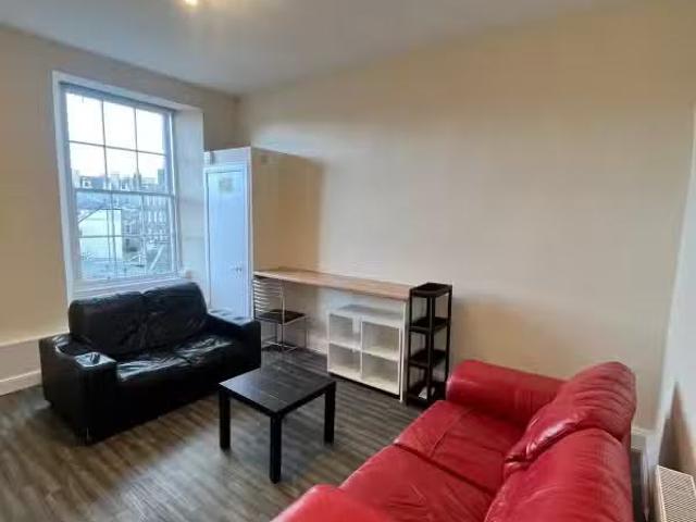 Property to rent in Leith Walk, Edinburgh, EH6
