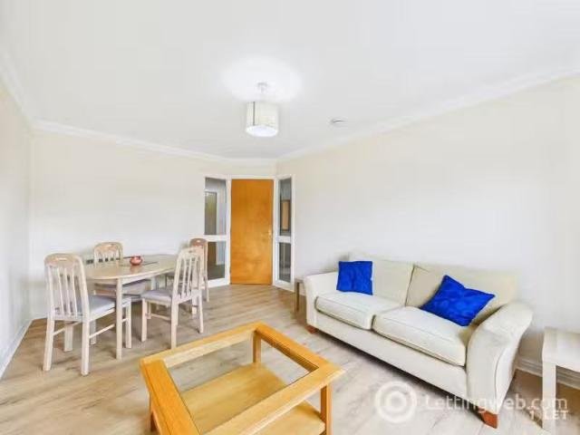 Property to rent in Piersfield Grove, Piersfield, Edinburgh, E.