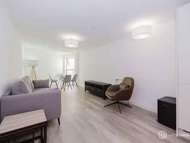 Property to rent in Pinkhill Park, Edinburgh, EH12