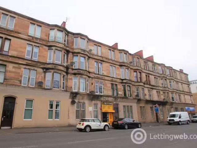 Property to rent in Pollokshaws Road, Pollokshields, Glasgow.