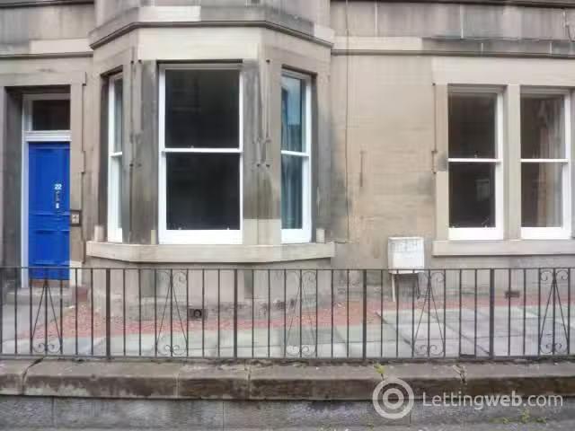 Property to rent in Polwarth Crescent, Edinburgh