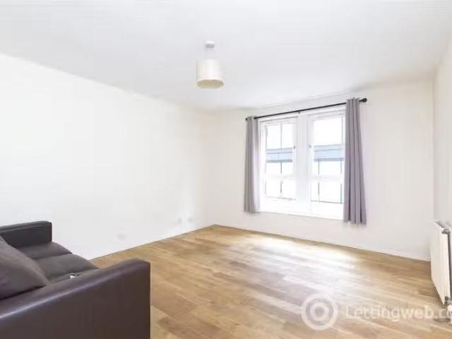 Property to rent in Port Hamilton, Off Gardeners Crescent, Edi.