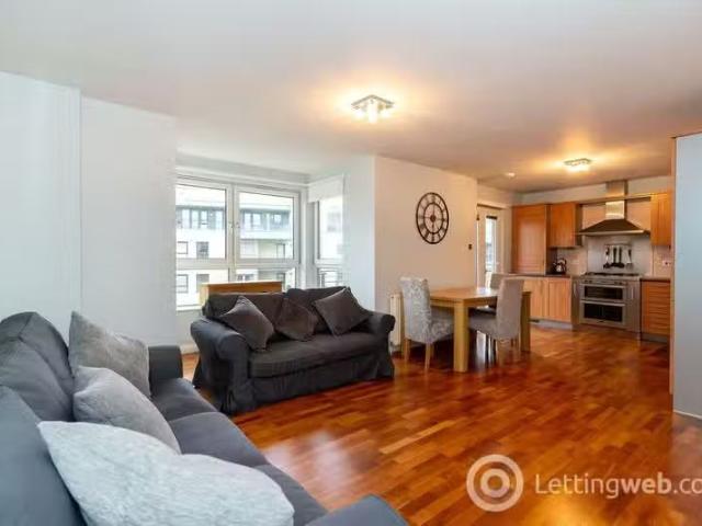 Property to rent in Portland Gardens, Edinburgh, EH6