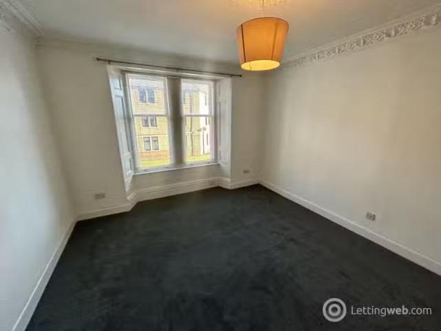 Property to rent in Provost Road, Dundee