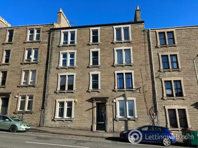 Property to rent in Provost Road,, Dundee, DD3 8AF