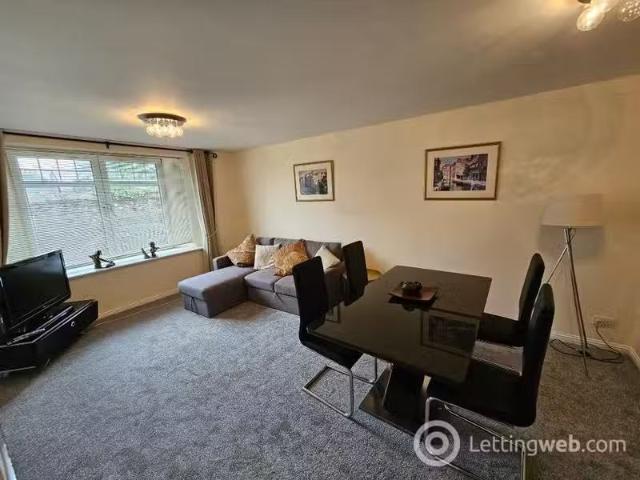 Property to rent in Queen's Avenue, West End, Aberdeen, AB15 6WA