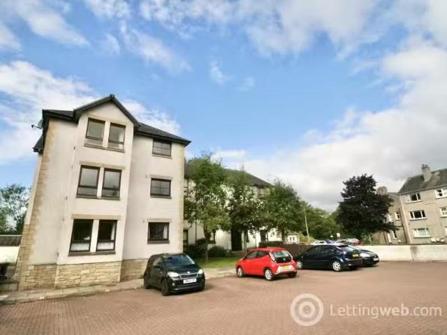 Property to rent in Queens Lane, Bridge of Allan, Stirling, FK.