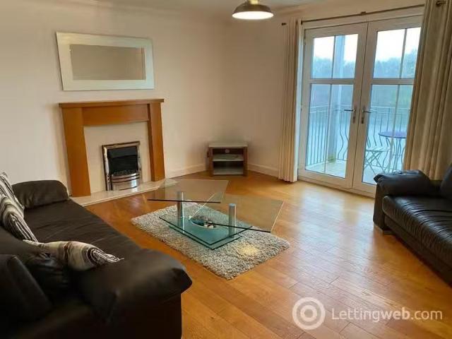 Property to rent in Queens Road, Aberdeen, AB15